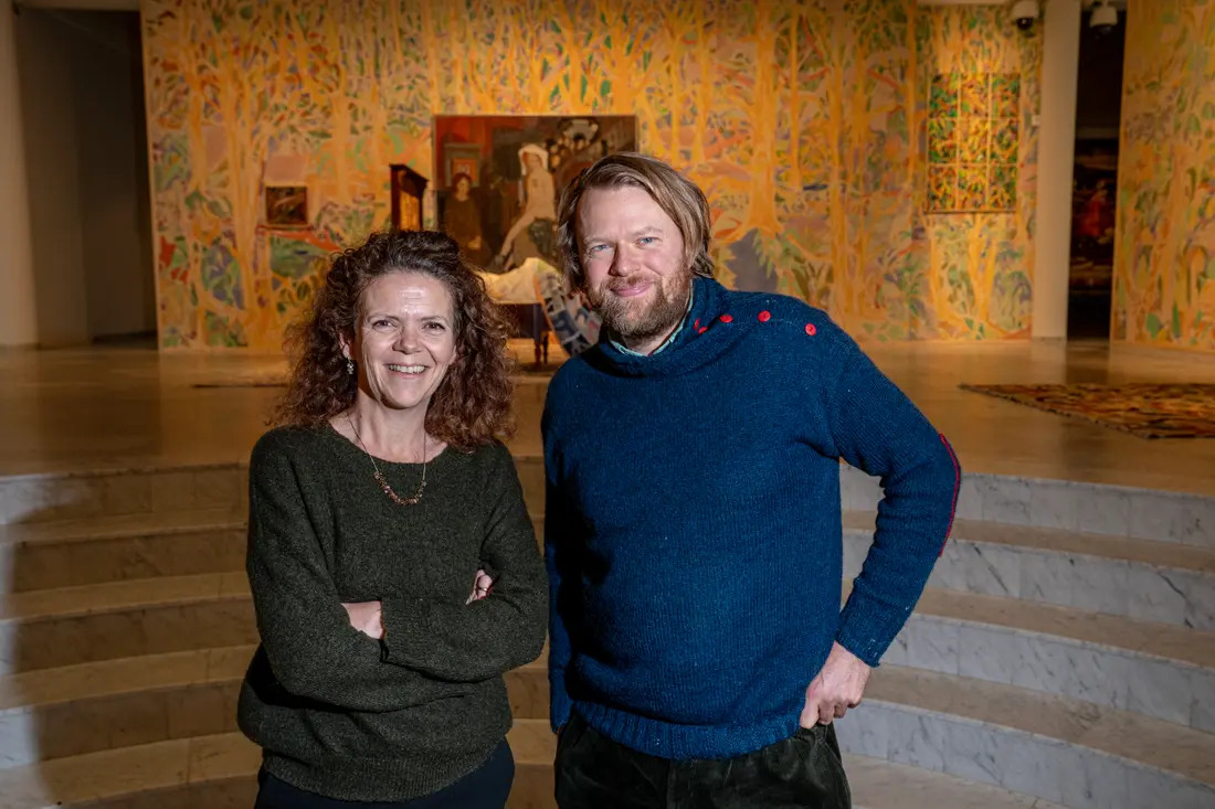 Curator talks to artist - Stavanger Art Museum